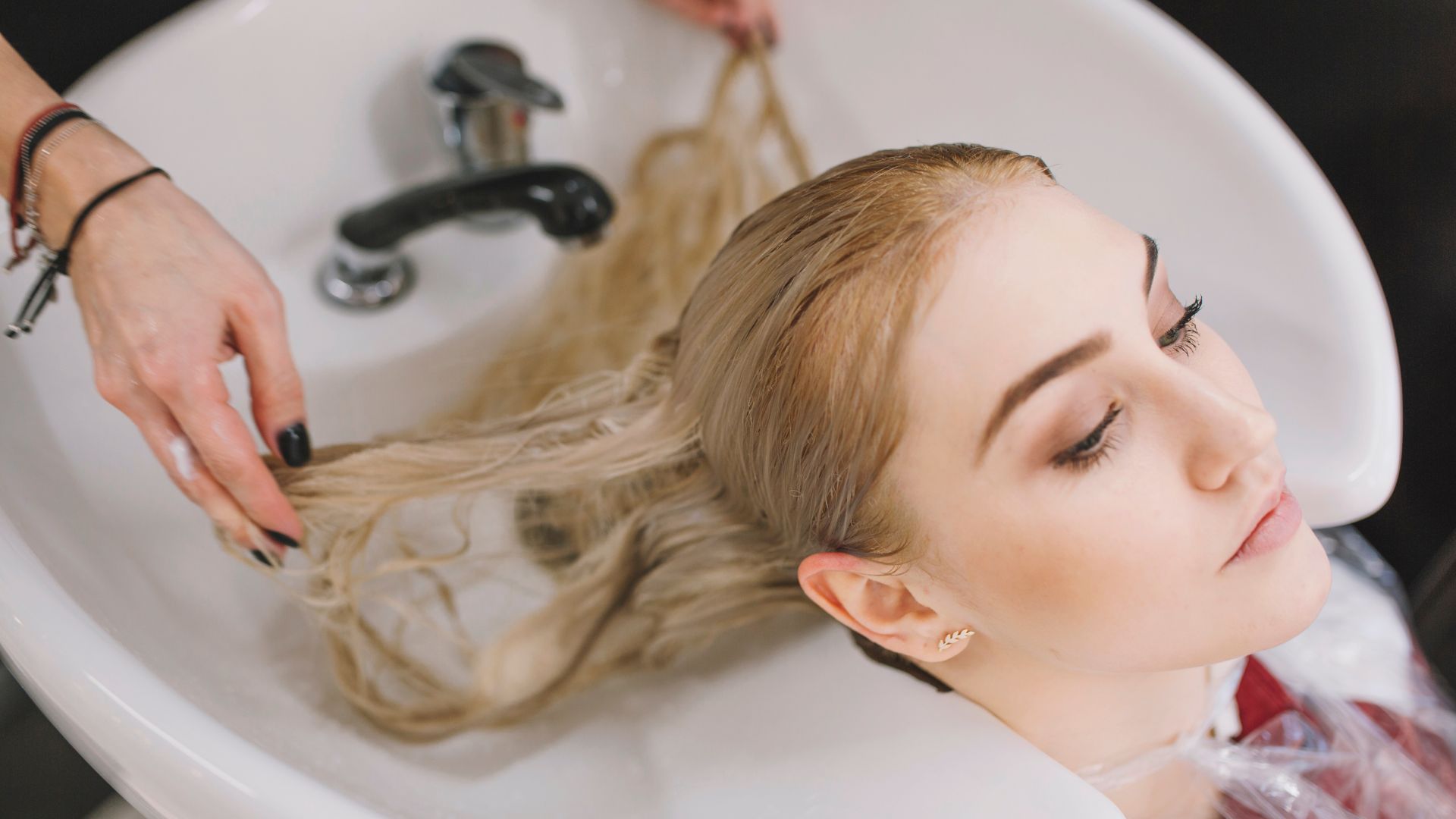 Pre-toning - HairdressingNews.com